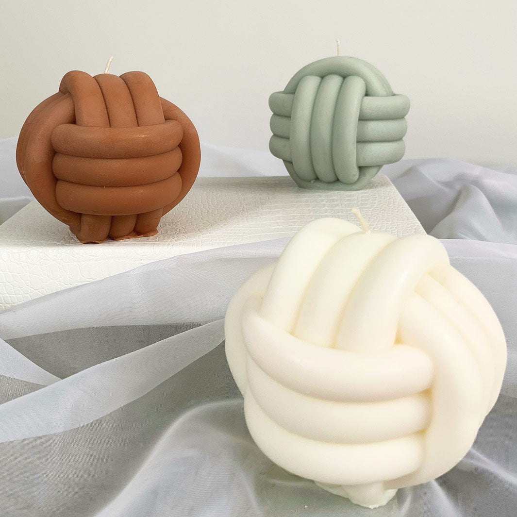 THE FOREVER KNOT – Silkiere